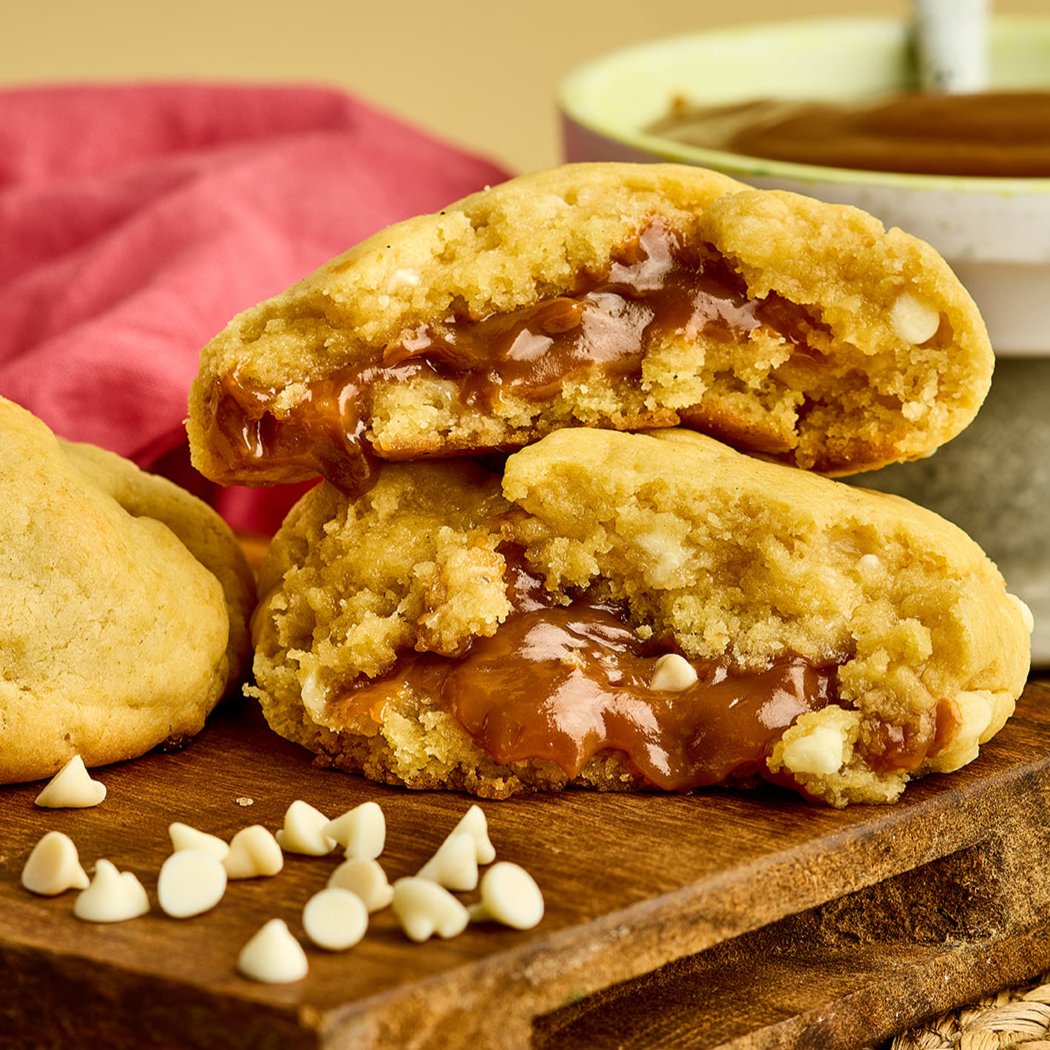 Júpiter chocolate blanco rellena arequipe – cosmocookies